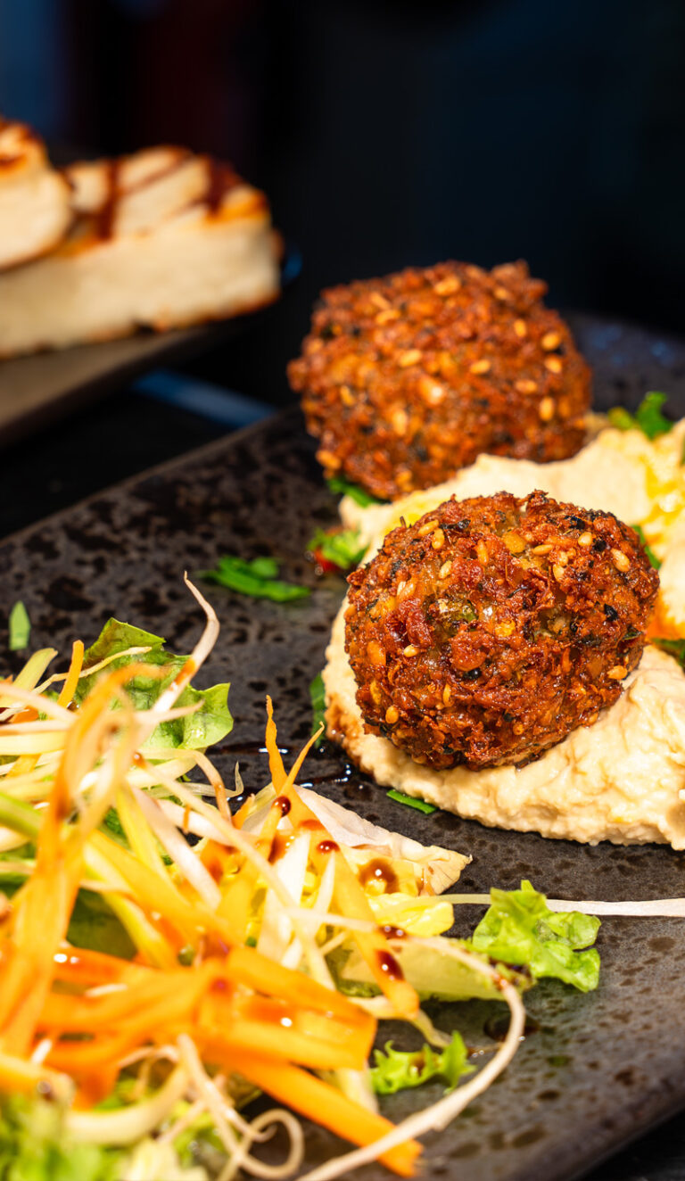 ZORBA – MEZE & GRILL